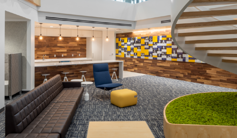 Visit the Alumni Center - Alumni Association of the University of Michigan