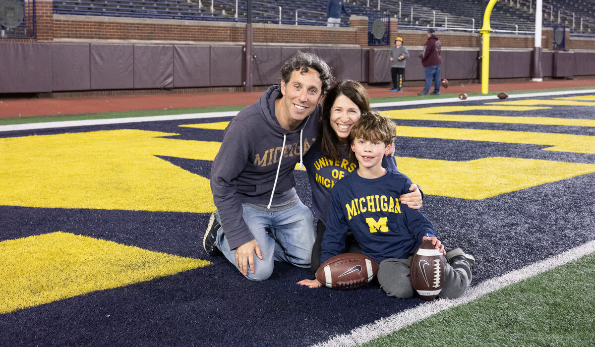 Big House Tour Photo Gallery - Alumni Association of the University of ...