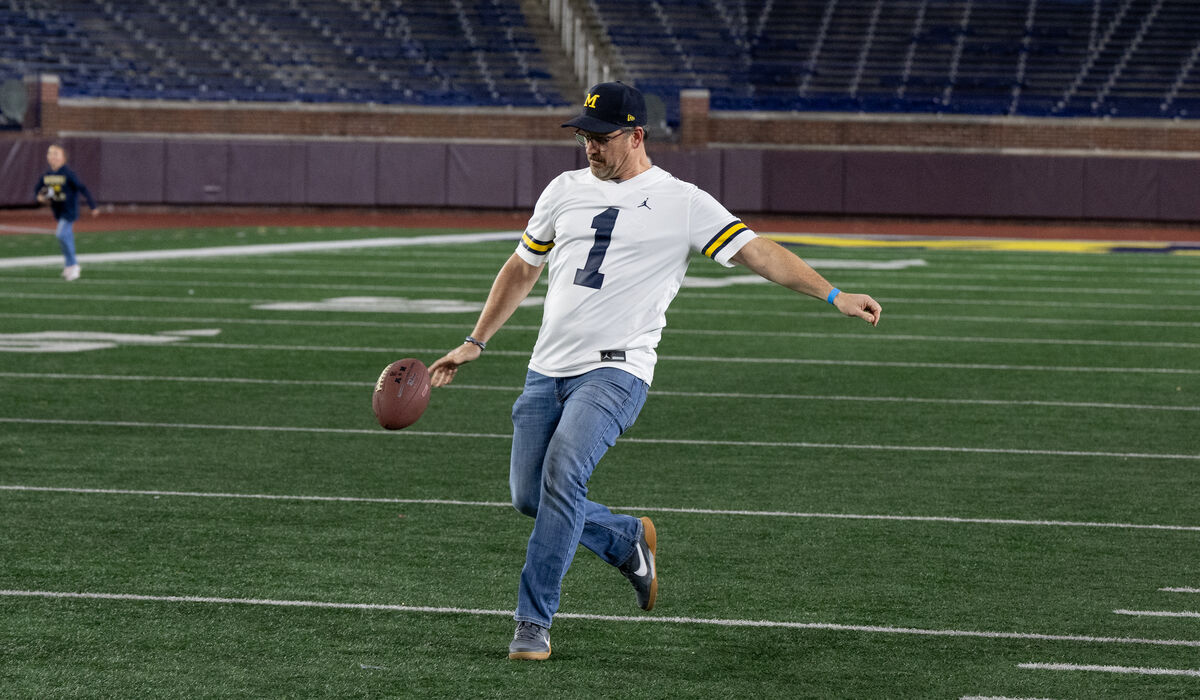 Big House Tour Photo Gallery - Alumni Association of the University of Michigan